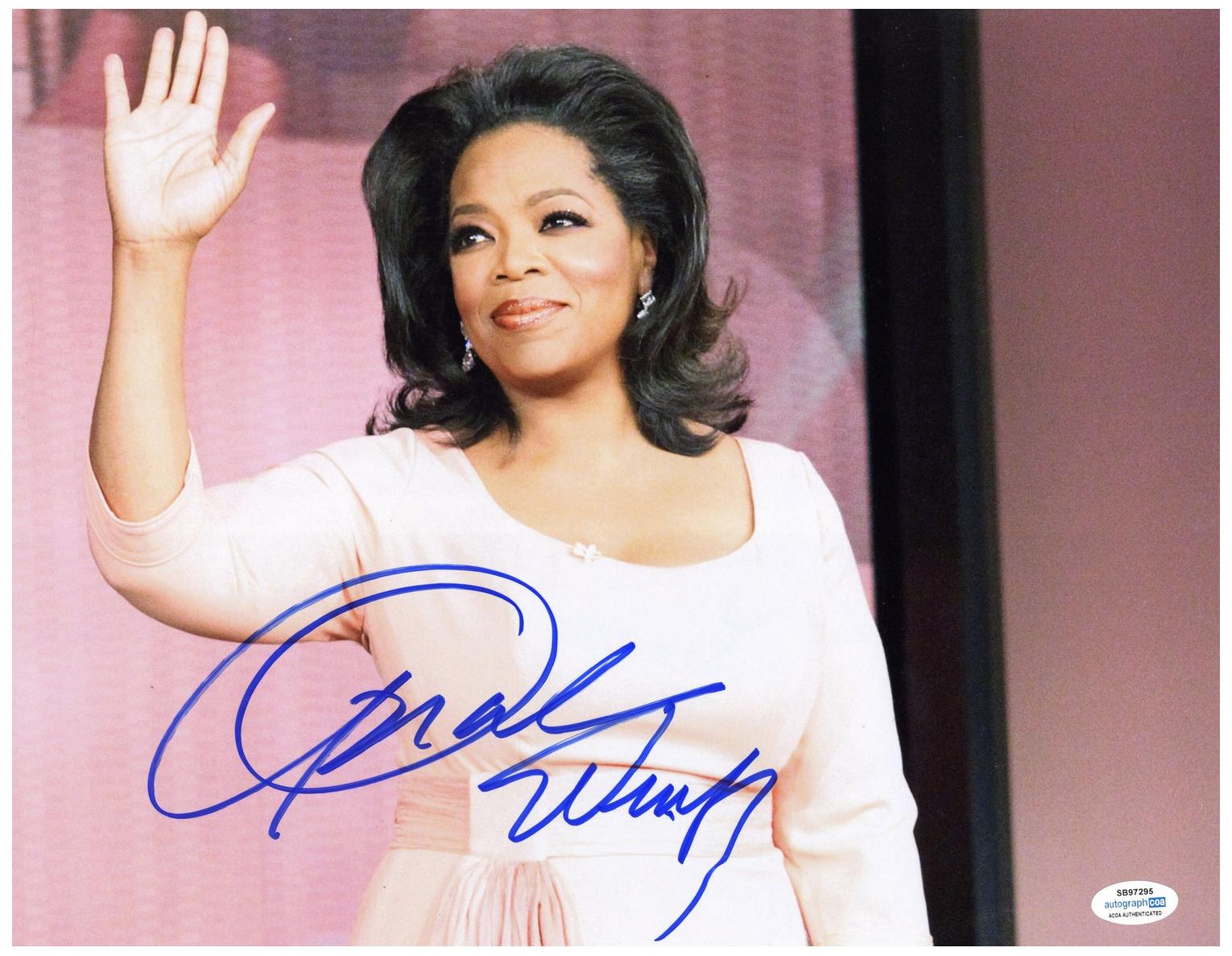 Oprah Winfrey Autographed Signed 11x14 Glamorous Photo Huge Signature ...